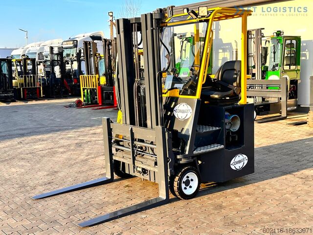 4 Way Forklift
Combilift C3000CB / LPG / TRIPLEX - 4900MM / LPG