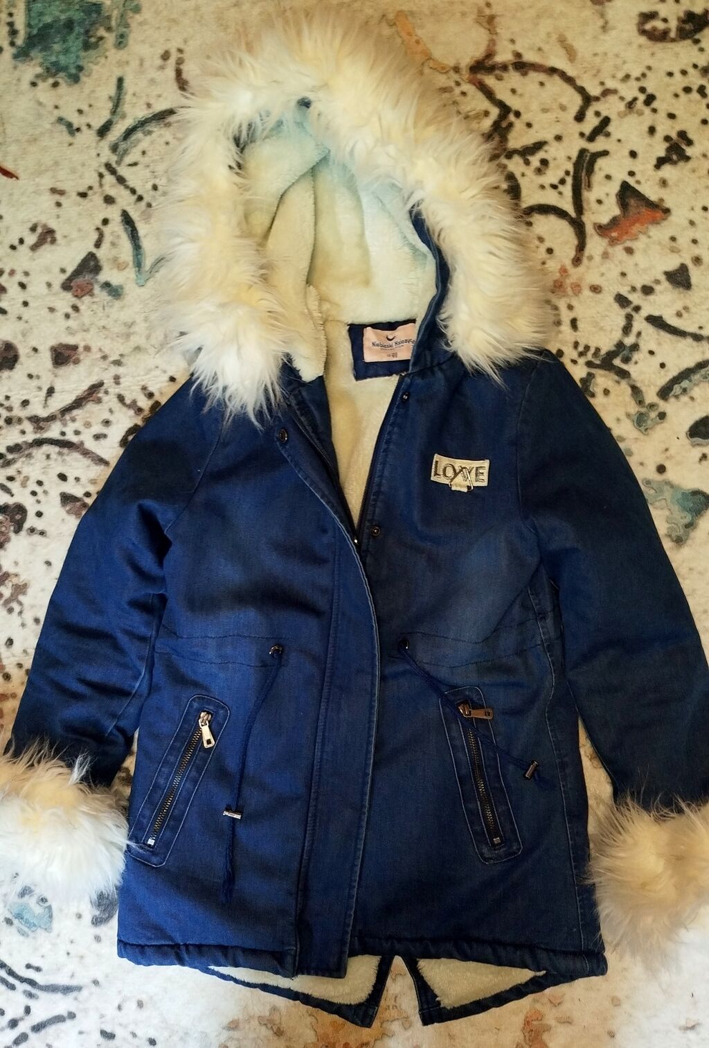 Hummel, Parka