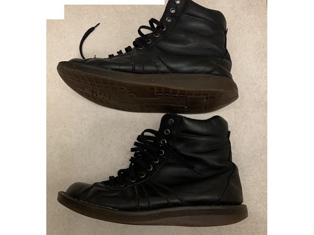 Dr. Martens martinke br. 38