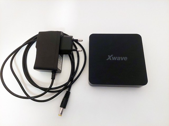 Xwave Smart TV Box 100