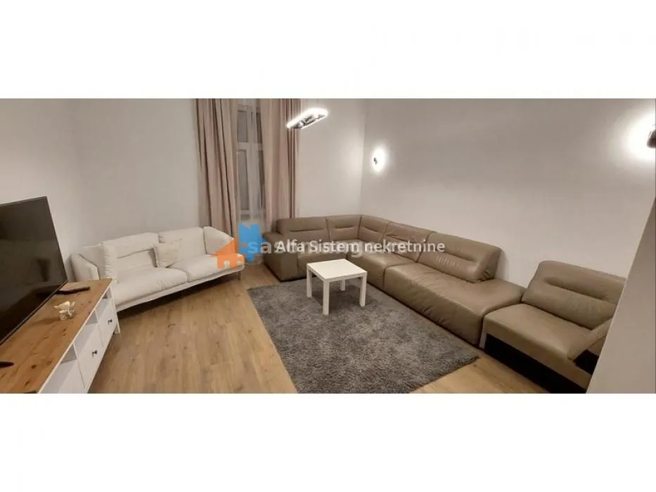 Izdavanje, dvosoban stan, 43m2, Čubura, Beograd