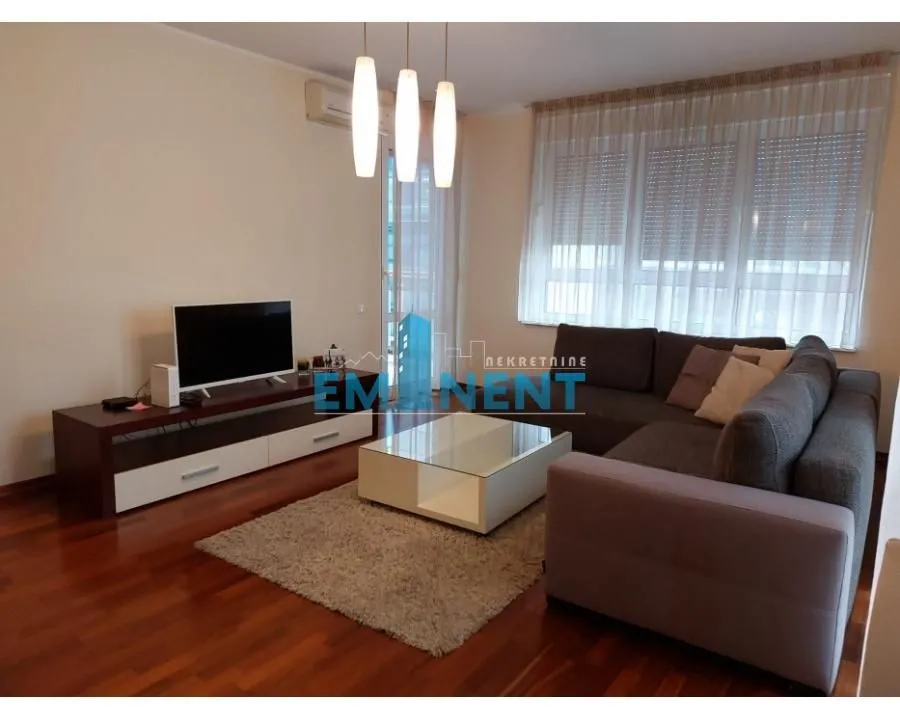 Izdavanje, dvosoban stan, 67m2, Novi Beograd, Beograd