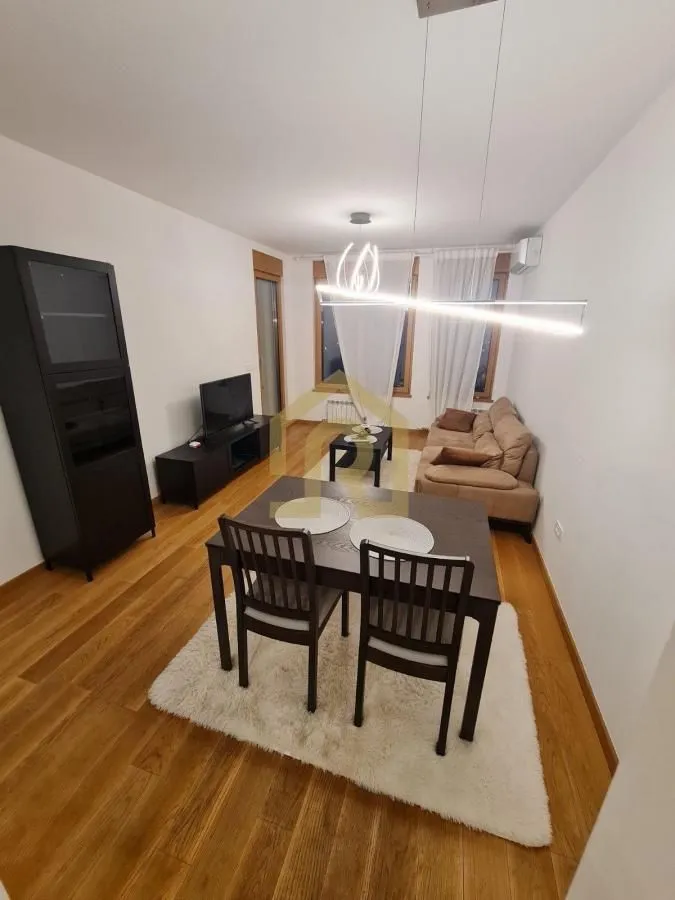 Izdavanje, dvosoban stan, 55m2, Novi Beograd Blok 65, Novi Beograd, Beograd