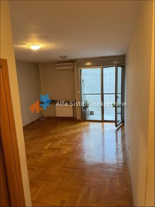 Izdavanje, dvosoban stan, 50m2, Palilula, Beograd