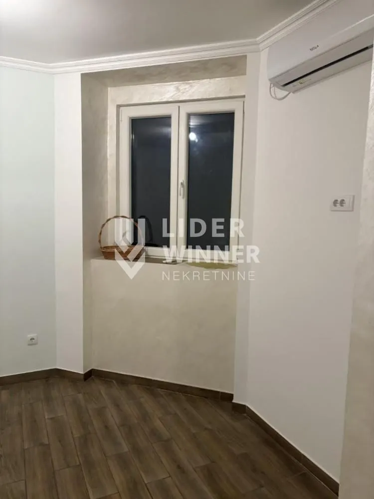 Izdavanje, jednosoban stan, 25m2, Stari Grad, Beograd