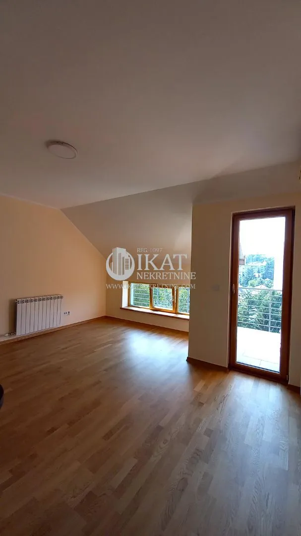 Izdavanje, četvorosoban stan, 115m2, Dedinje, Beograd