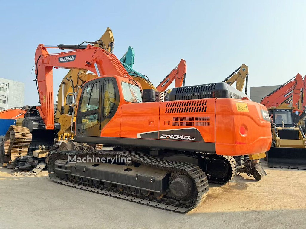 Doosan DX340LC bager guseničar