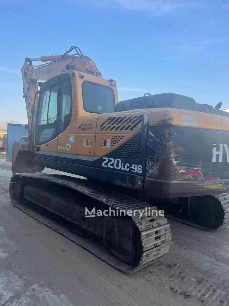 Hyundai R220LC-9S bager guseničar