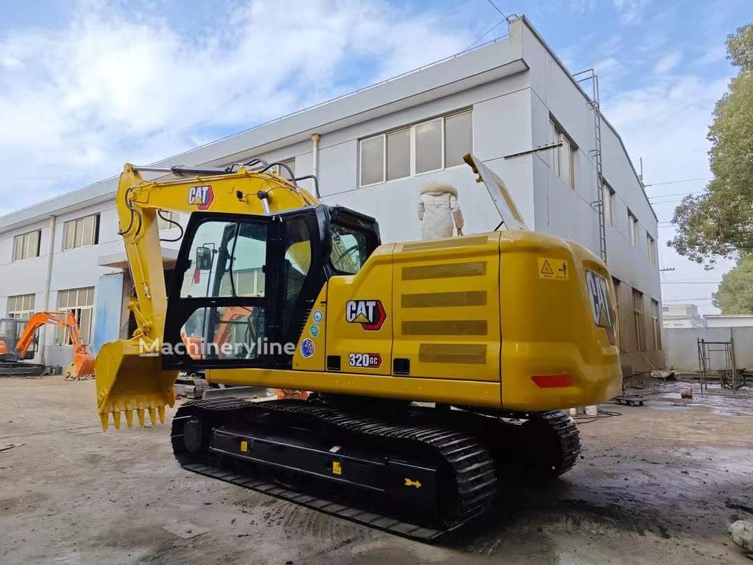 Caterpillar 320GC 323GC 330D 336D bager guseničar