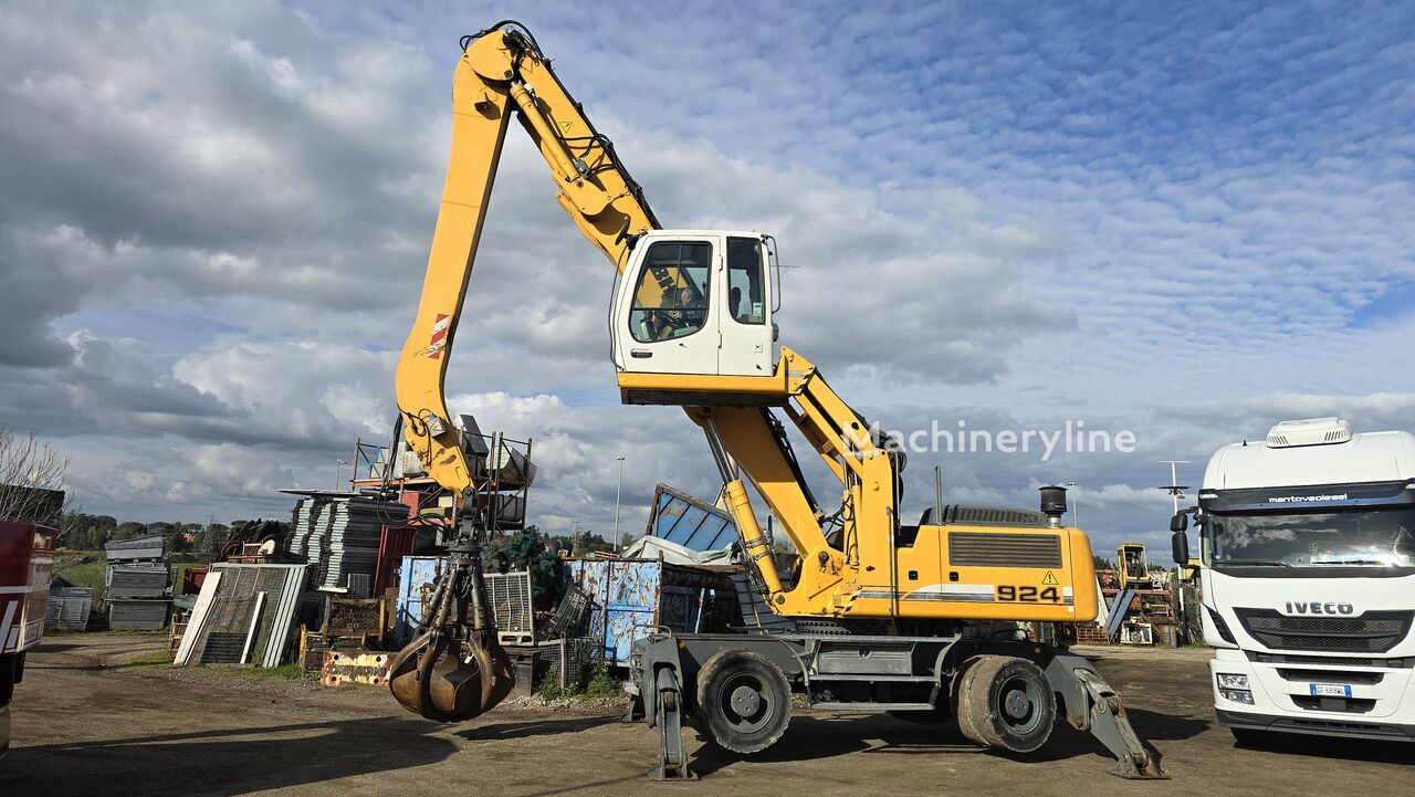 Liebherr A924C bager točkaš