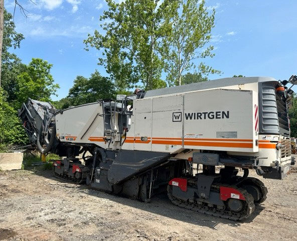 Wirtgen W 220 I glodalica za asfalt