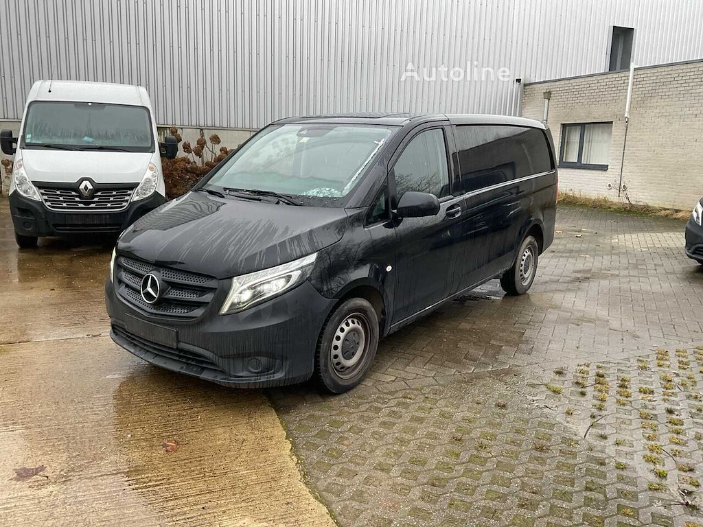 Prodaje se Mercedes-Benz Vito minibus furgon na aukciji