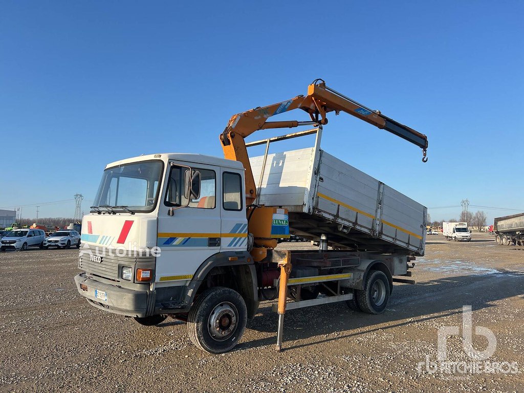 Prodaje se IVECO 135/17 Effer 7600 2S on 4x2 kiper na aukciji