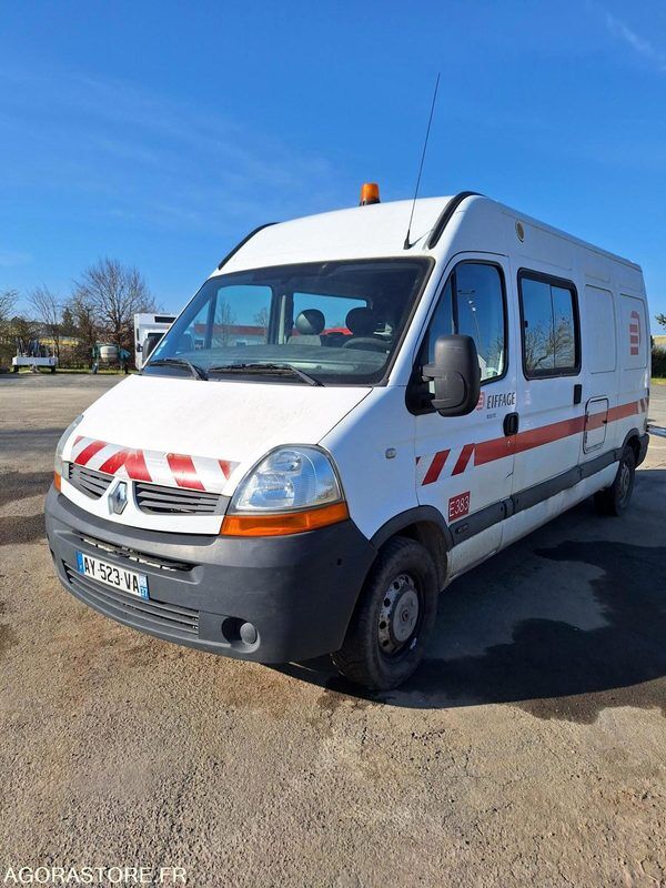 Prodaje se Renault MASTER minibus furgon na aukciji