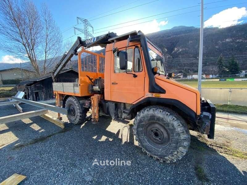 Mercedes-Benz UNIMOG U 140 MACHINE SUISSE kiper