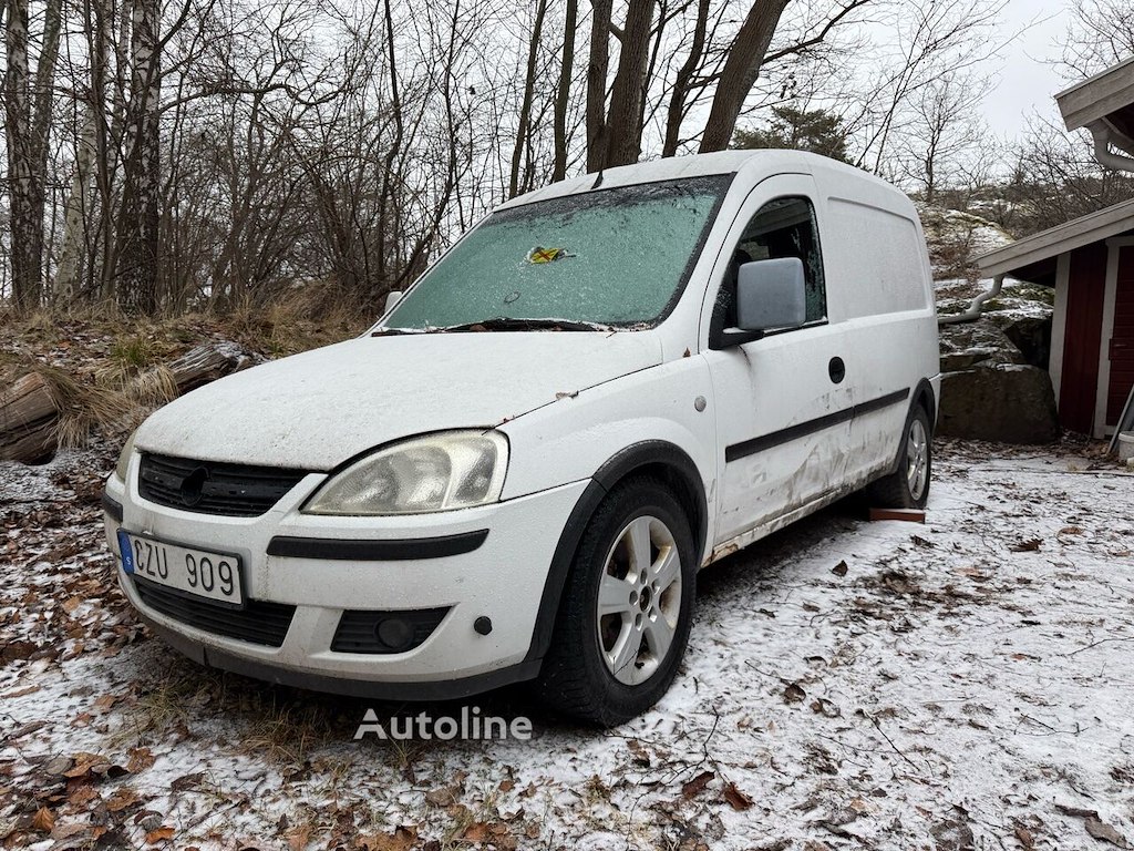 Prodaje se Opel Combo laki furgon na aukciji