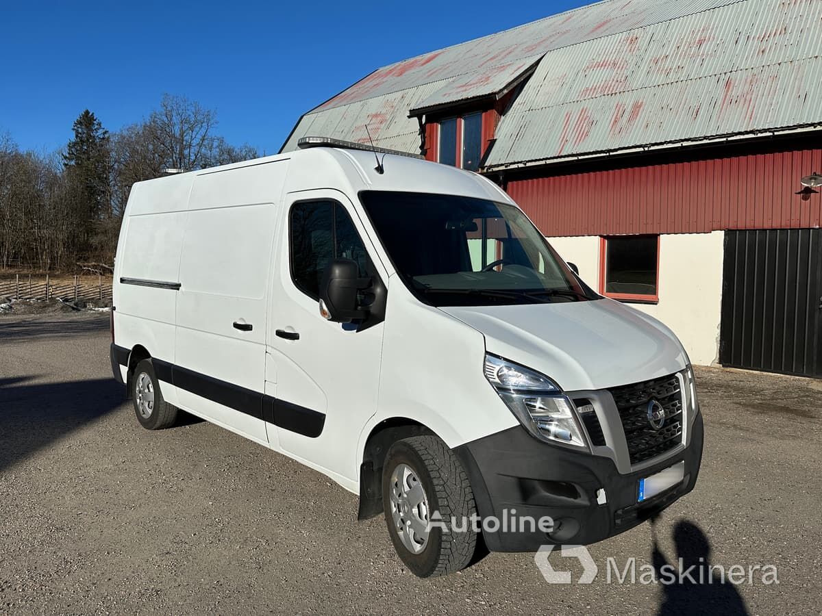 Prodaje se Nissan NV400 minibus furgon na aukciji