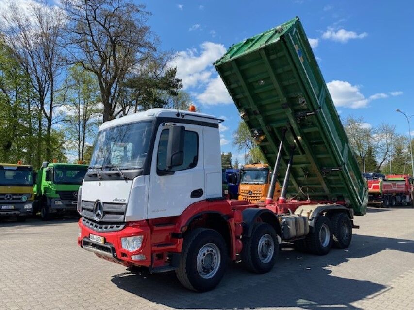 Mercedes-Benz AROCS 3243 8X4 KIPPER MEILLER BORDMATIC kiper