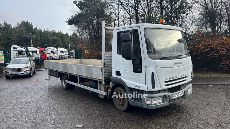 Prodaje se IVECO EUROCARGO 75E16 kamion s ravnom platformom na aukciji