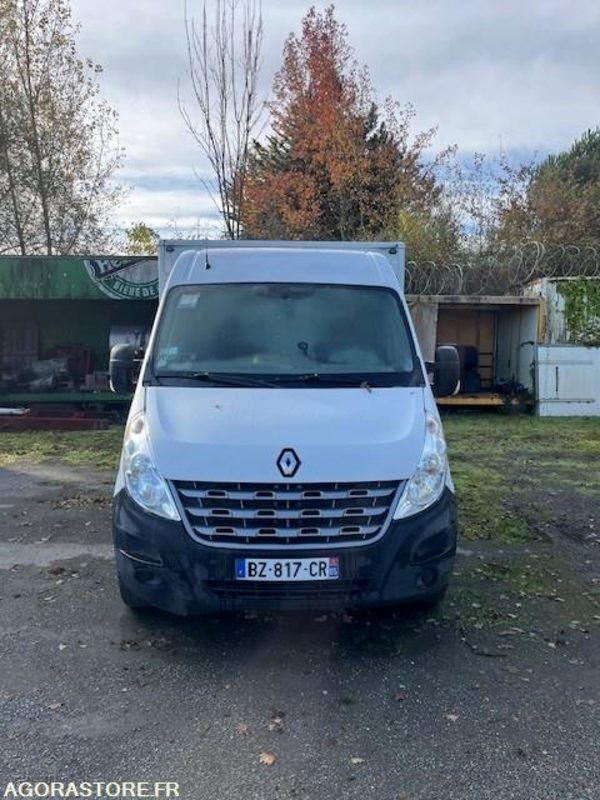 Prodaje se Renault MASTER kamion furgon < 3.5t na aukciji