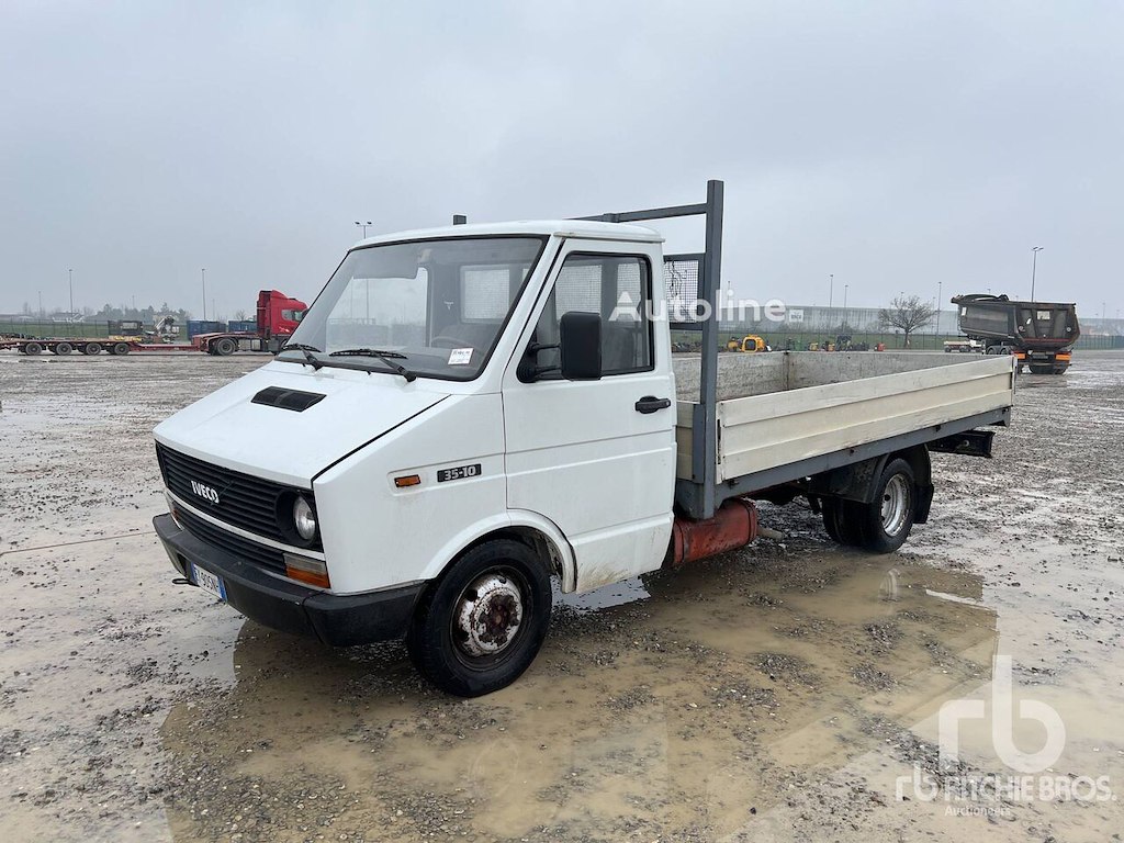 Prodaje se IVECO DAILY 35-10 kamion furgon na aukciji