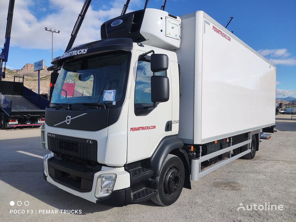 Volvo FL 250 FRIGORIFICO 12T EURO 6 kamion hladnjača