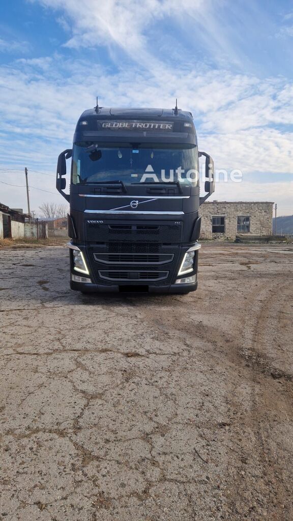 Volvo FH 500 kamion sa klizna zavesa cerada + prikolica sa kliznom ceradom