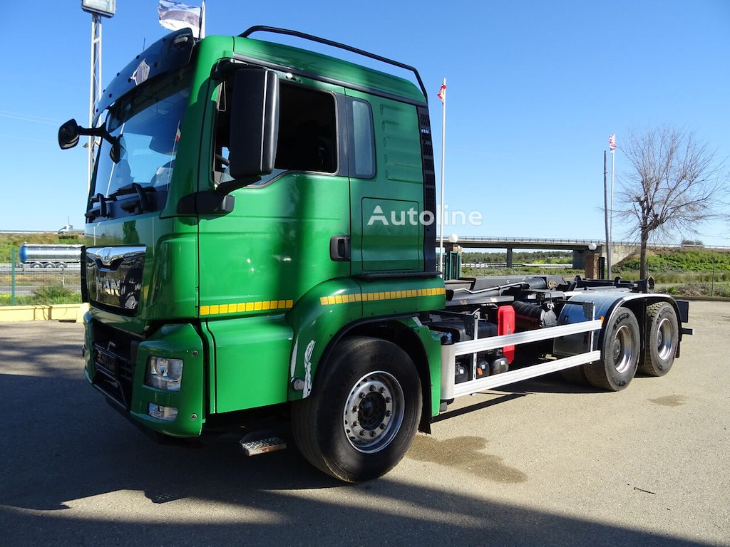 Volvo FL 240 kamion rol kiper