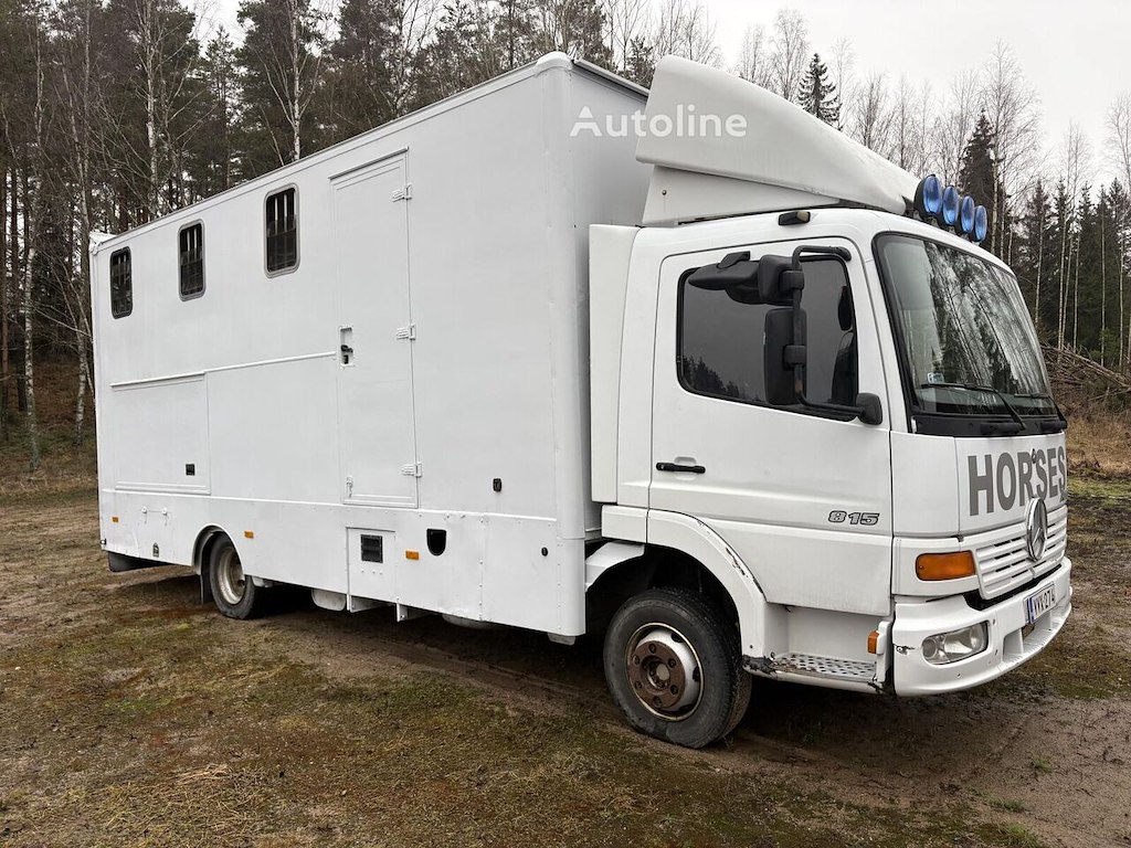 Mercedes-Benz Atego 815 hevoskuljetusauto kamion za prevoz konja