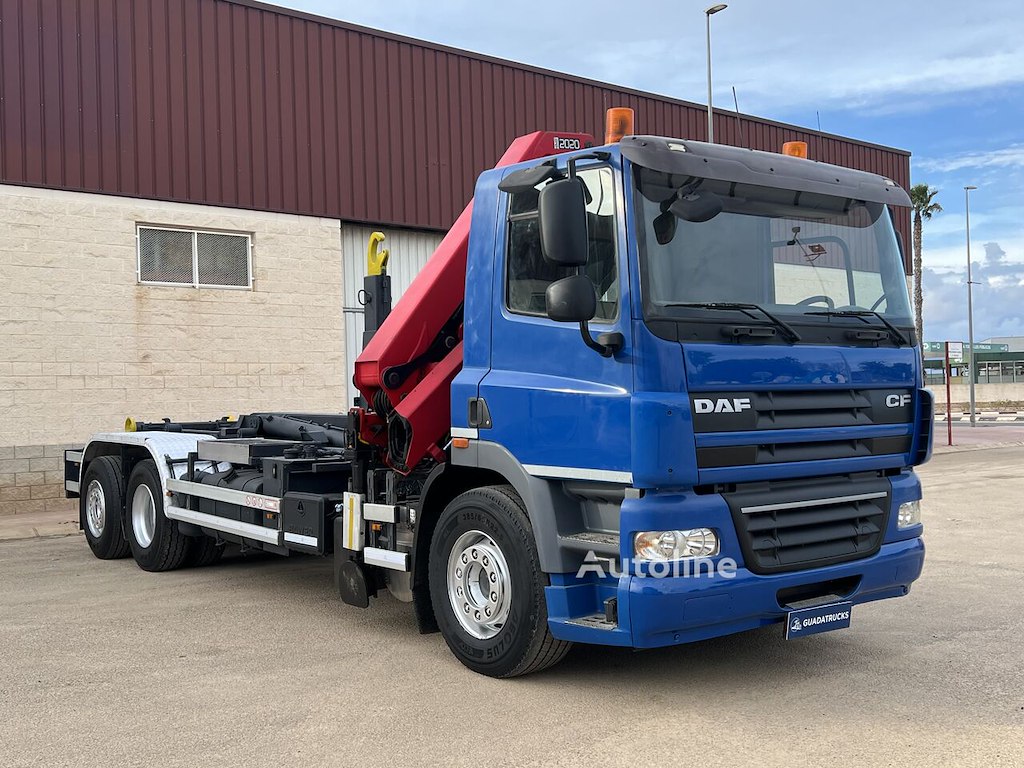 DAF CF85 MULTILIF Y GRUA kamion autopodizač kontejnera