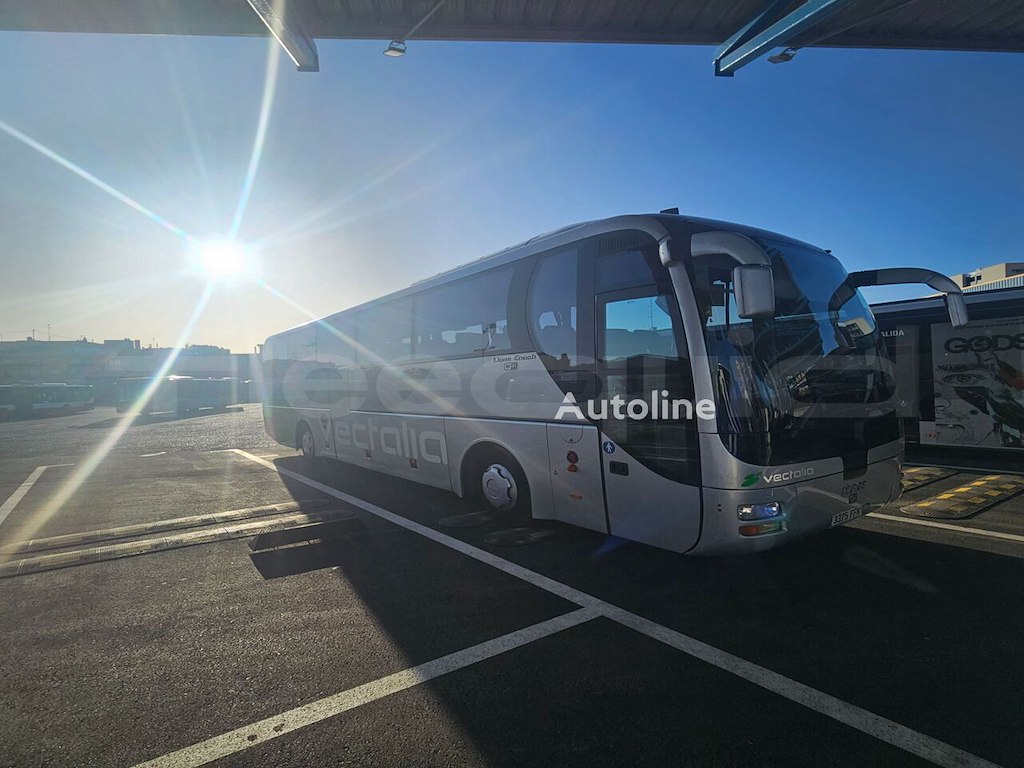 Prodaje se MAN Lion's Coach turistički autobus na aukciji