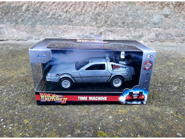 Back to the Future - DeLorean - Time Machine 1/32