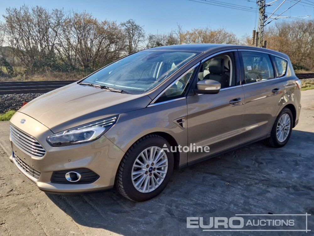 Prodaje se Ford S-Max minivan na aukciji