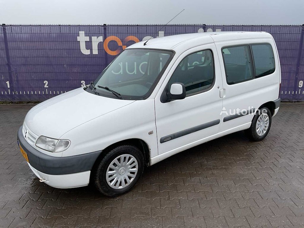 Prodaje se Citroen Berlingo 1.9 D Multispace kombi minibus na aukciji