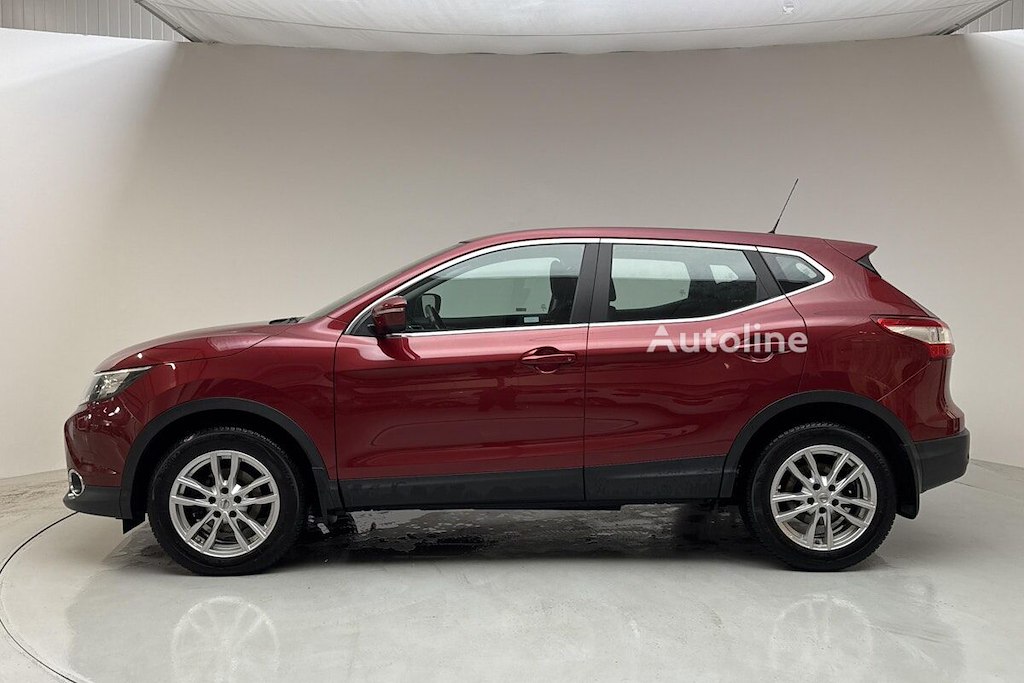 Prodaje se Nissan Qashqai krosover na aukciji