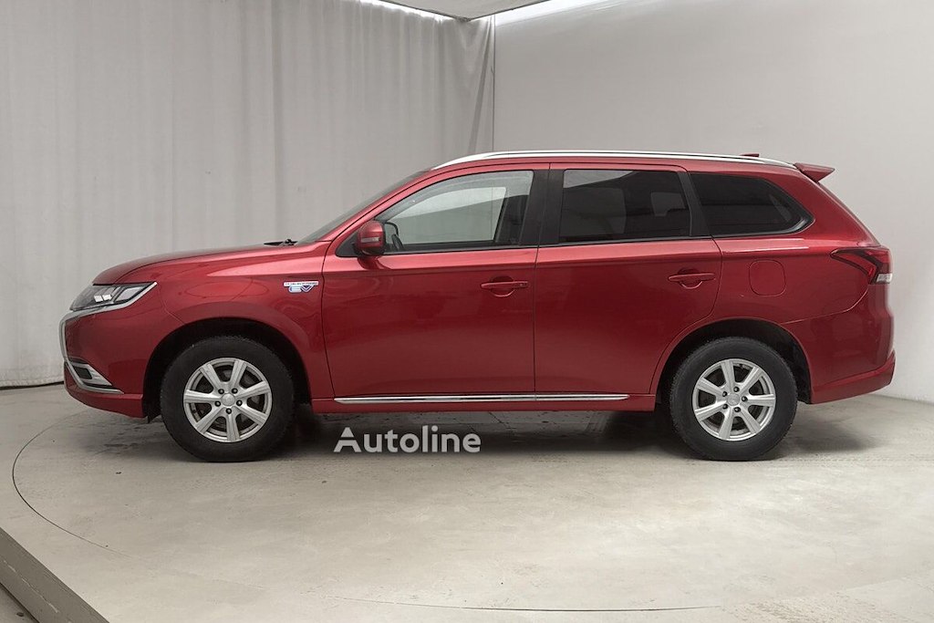 Prodaje se Mitsubishi Outlander krosover na aukciji