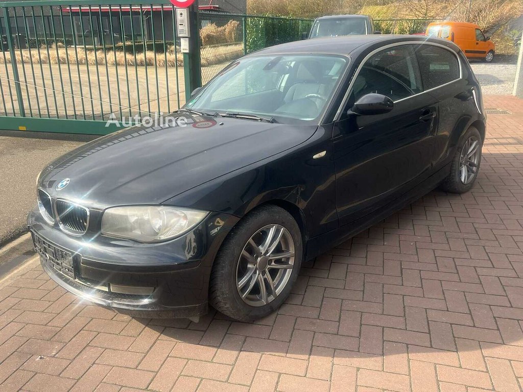 Prodaje se BMW E81 krosover na aukciji