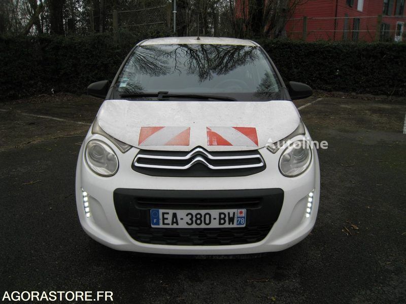 Prodaje se Citroen C1 hečbek na aukciji