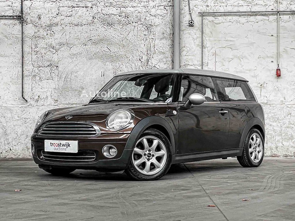 Prodaje se Mini Mini Clubman hečbek na aukciji