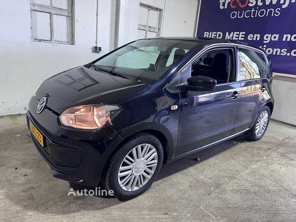 Prodaje se Volkswagen UP! hečbek na aukciji