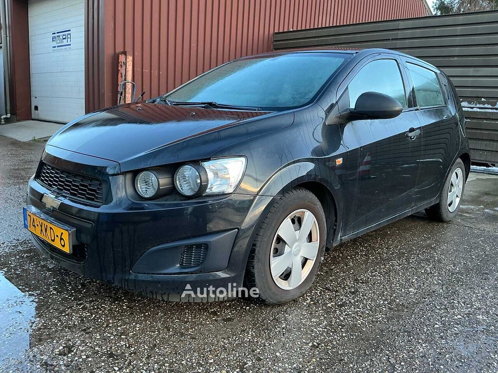 Prodaje se Chevrolet Aveo hečbek na aukciji