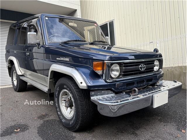 Toyota LAND CRUISER 70 terenac