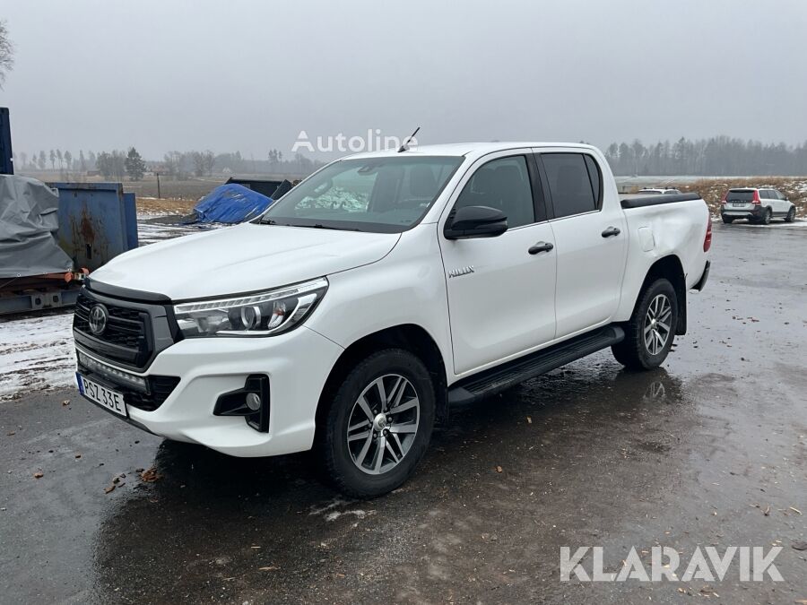 Prodaje se Toyota 2.4 AWD pikap na aukciji