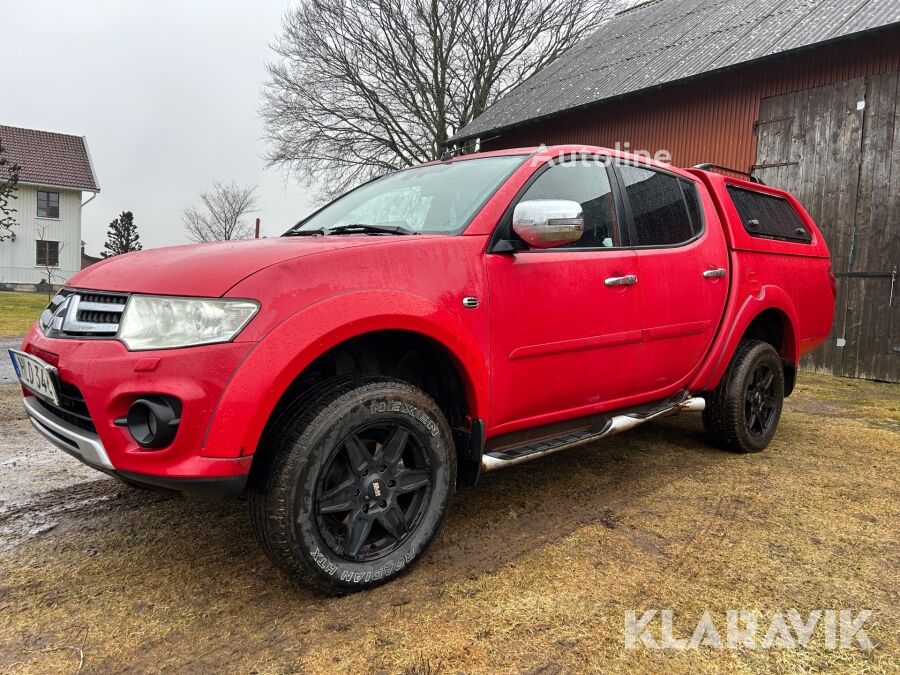 Prodaje se Mitsubishi L200 pikap na aukciji