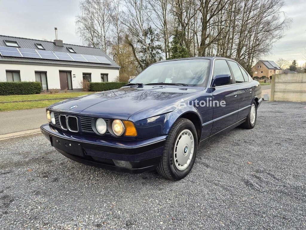 Prodaje se BMW 520 sedan na aukciji