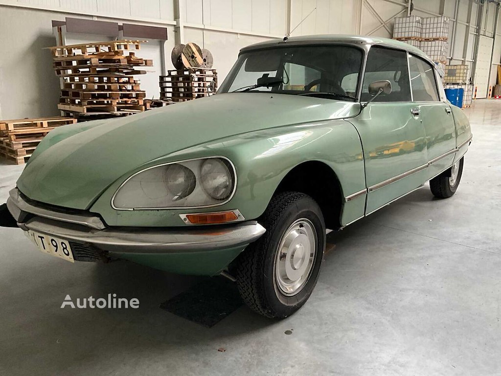 Prodaje se Citroen DS 23 Pallas sedan na aukciji