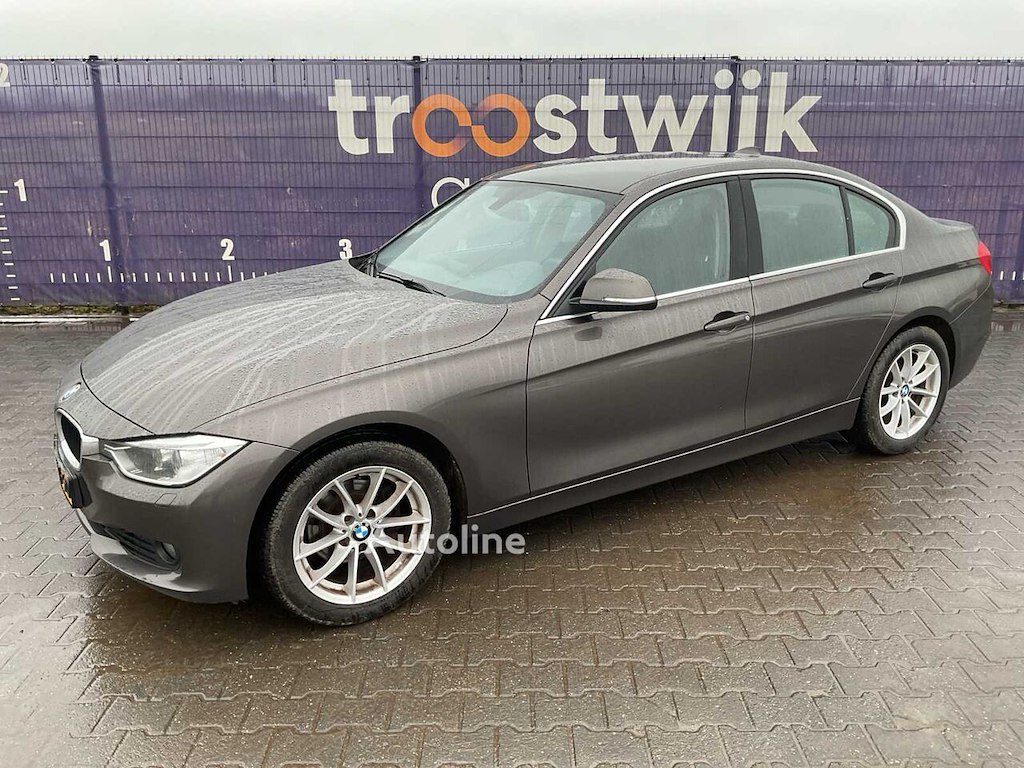 Prodaje se BMW 3-serie 316d Executive sedan na aukciji