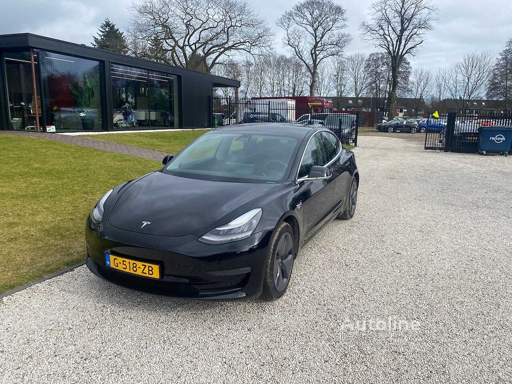 Prodaje se Tesla Model 3 Long Range AWD 75kWh sedan na aukciji