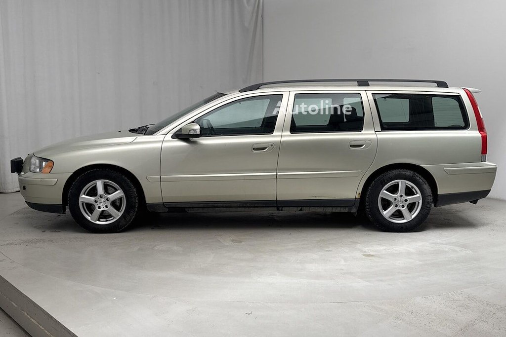 Prodaje se Volvo V70 karavan na aukciji