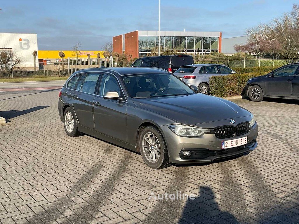 Prodaje se BMW 320d Efficient Dynamics karavan na aukciji